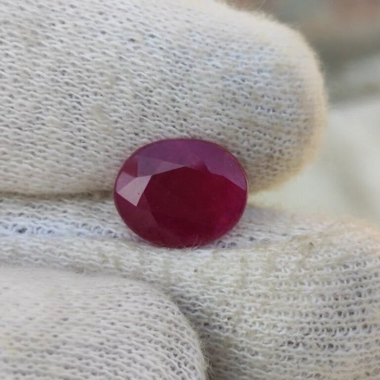 Loose ruby stone - Shraddha Shree Gems