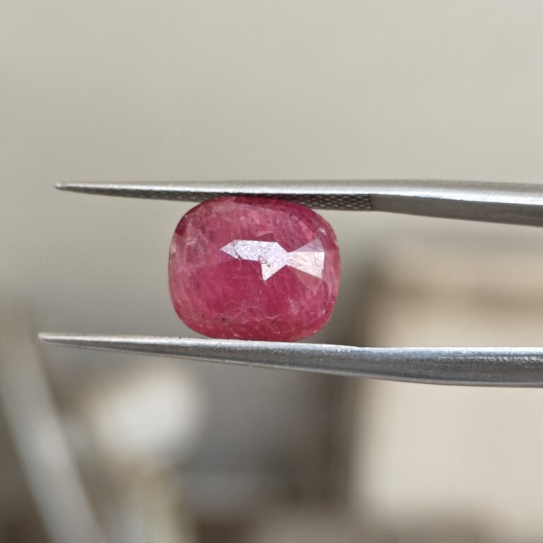 Loose ruby Gemstone - Shraddha Shree Gems